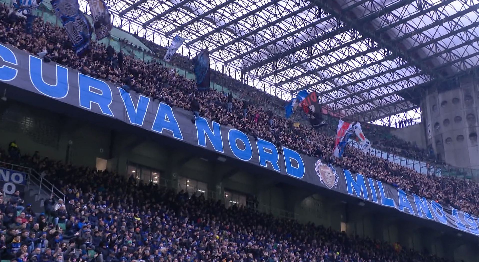 Inter - Barcellona, la Curva Nord: "Sarà una notte leggendaria, ma ...